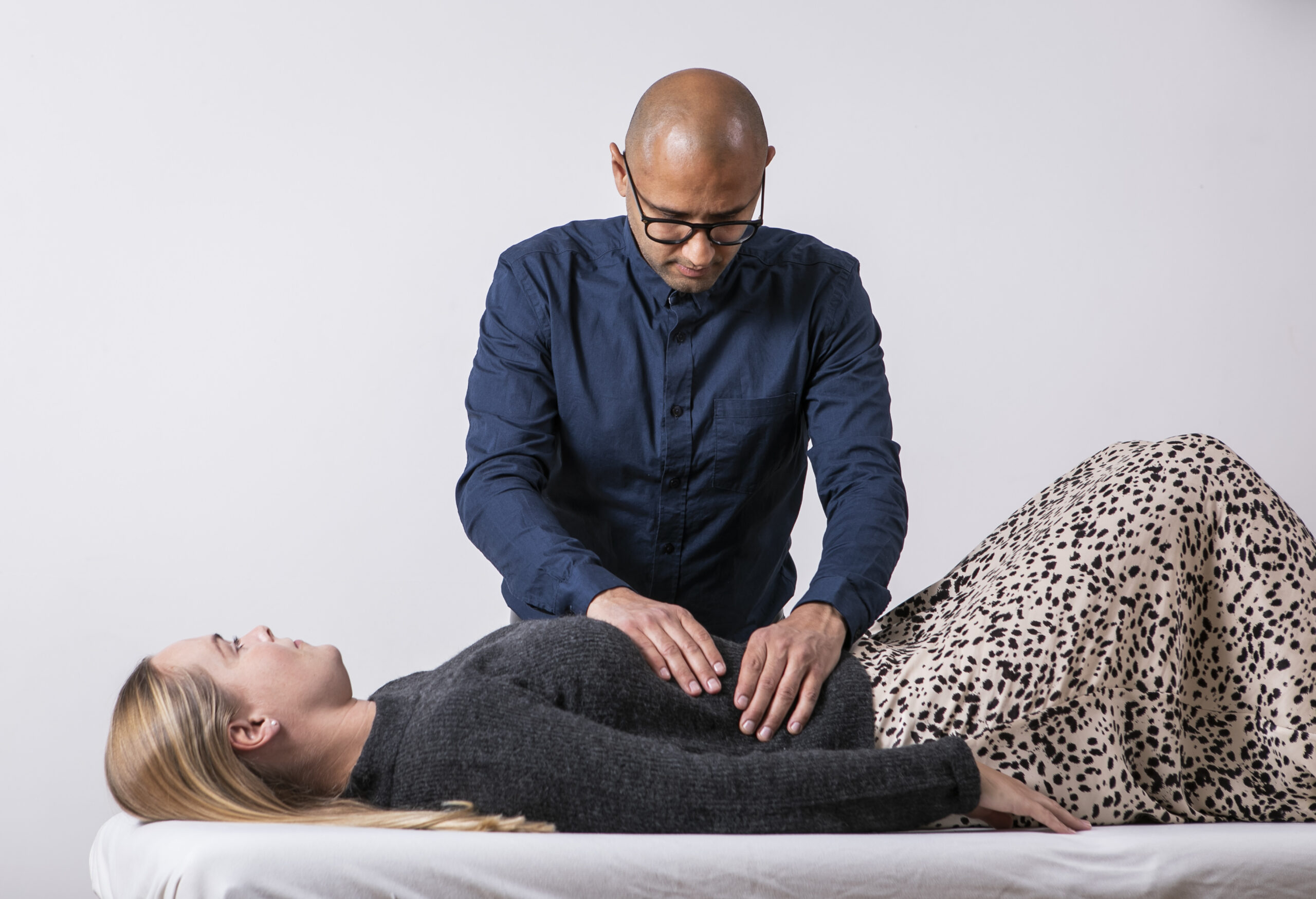 Urinary incontinence: Treatment, symptoms and advice